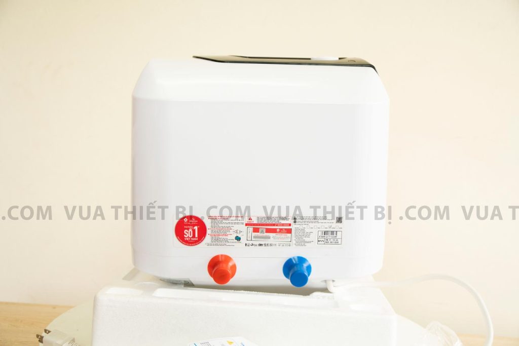 Bình nóng lạnh ROSSI NAPAS 15L lít vuông RNA-15SQ gián tiếp 2500w giá rẻ nhất!