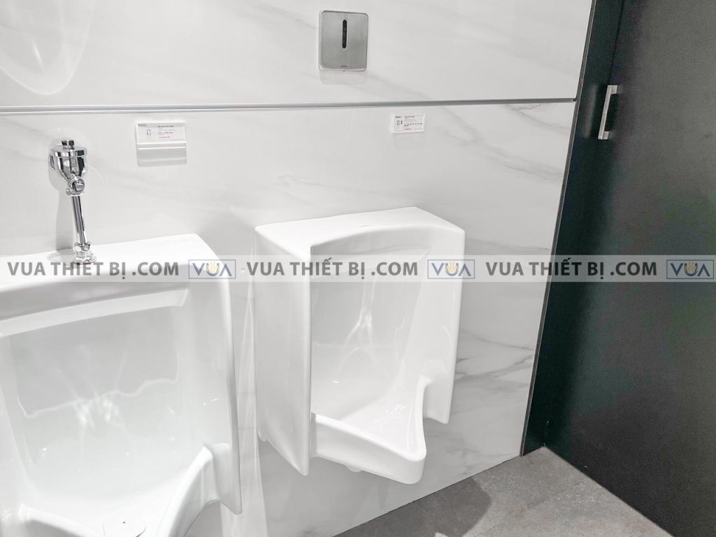 Van xả tiểu TOTO DUE126UE cảm ứng âm tường dùng điện | VUA THIẾT BỊ .COM